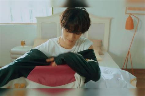 李泰容LONELYPerformance Video舞蹈版视频公开舞蹈细节动作拿捏非常到位好帅 李泰容 男团 李泰 舞蹈 Video