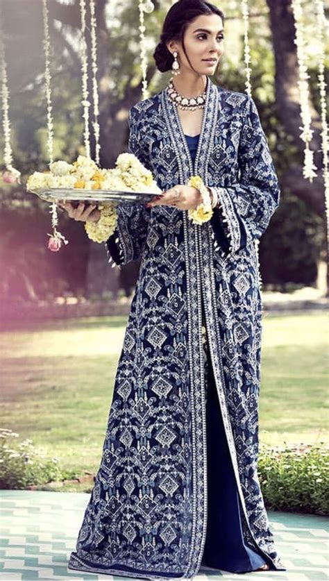 Brides Side Baat Paaki Or Dholki Dress Inspo