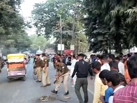 Container Crushes Mother And Son In Ballia बलिया में कंटेनर ने मां