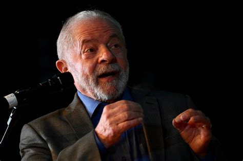 Lula ante el desafío de disminuir el poder de los militares mientras Bolsonaro reaparece