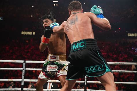 Videos Saúl Canelo Álvarez vence a Jaime Munguía por decisión