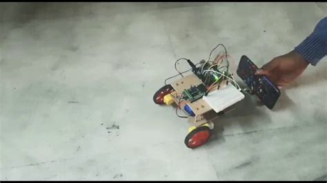 Obstacle Avoiding Robot Using Arduino Uno Youtube