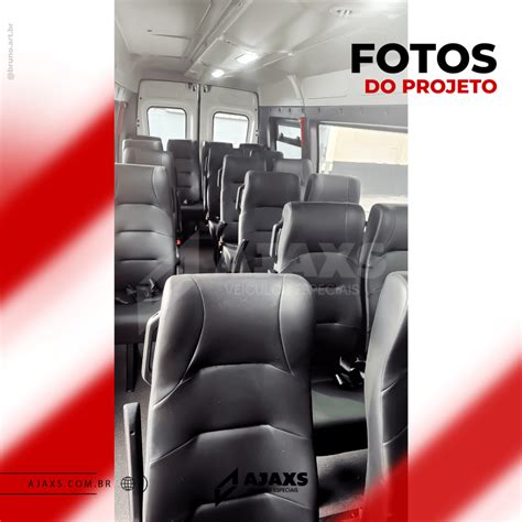 Van Passageiro Com Acessibilidade Ajaxs Adaptação E Transformação