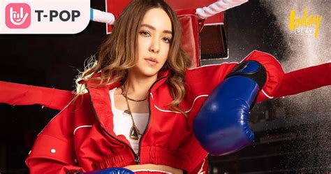 ‘ปาล์มมี่ หยิบซิงเกิล ‘ซังได้ซังแล้ว มาถ่ายทอดสไตล์ใหม่ ผ่านโปรเจกต์ซนซน 40 ปี Gmm Grammy