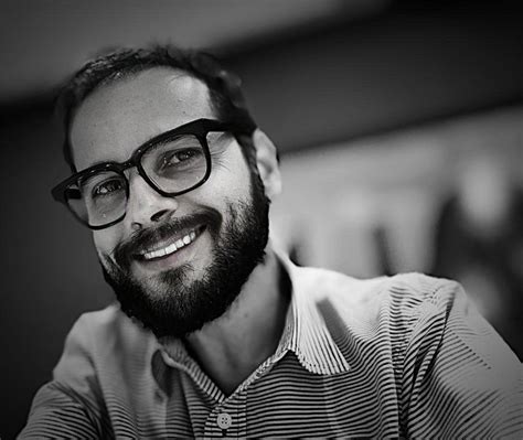 Psiquiatra Mineiro Renato Diniz Silveira Lança Autobiografia Dias Demais