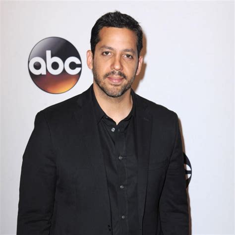 David Blaine Dislocates Shoulder During Las Vegas Show