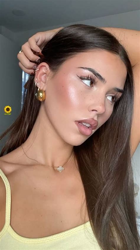 Leah Halton Makeup Dewy Makeup Look Halton Makeup Looks