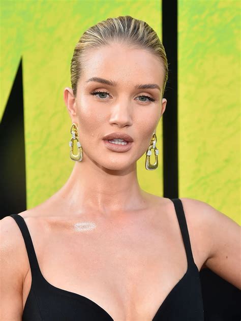 Las Mujeres Más Seductoras En La Premiere De Megalodón Infobae