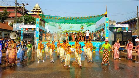မင်းလှမြို့တွင် ၁၃၈၄ ခုနှစ်၊ မြန်မာ့ရိုးရာမဟာသင်္ကြန်ဗဟိုမဏ္ဍပ်ဖွင့်ပ