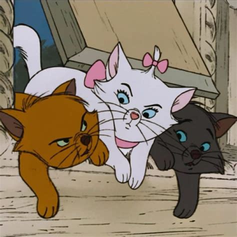 The Aristocats 1970 Marie Toulouse And Berlioz Cartoon Cats Scene