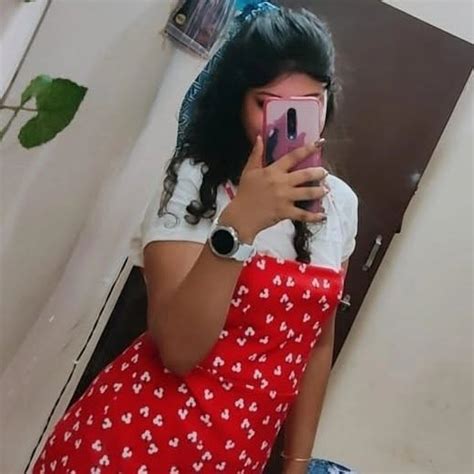 Ruchi ️‍🔥 Chikaaa 832 • Threads Say More