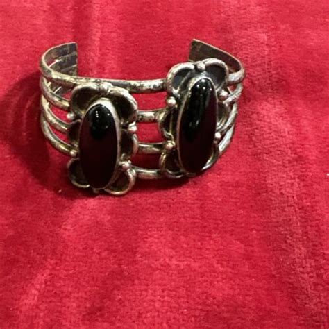 Vintage Sterling Silver Cuff Bracelet With Black Onyx Cabochons Rare J4