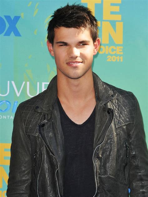 Taylor Lautner Picture 124 2011 Teen Choice Awards