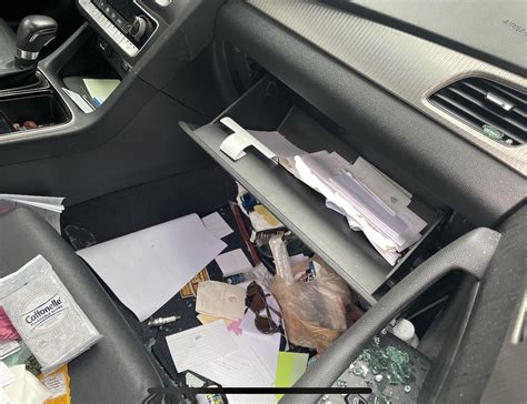 Warning String Of Car Break Ins On Bigelow By The University Owned