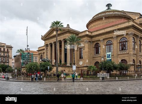 Palermo Sicily Italy December 14 2023 The Giuseppe Verdi Square