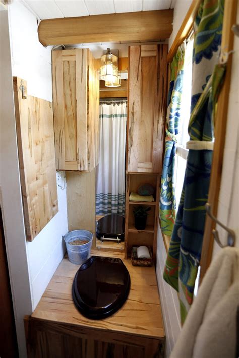 Composting Vs Flush Vs Incinerating Toilets In A Tiny House Askt