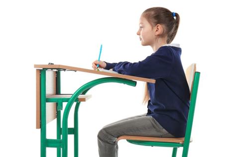 Фото как сидеть за партой 56 фото фото картинки и рисунки скачать бесплатно