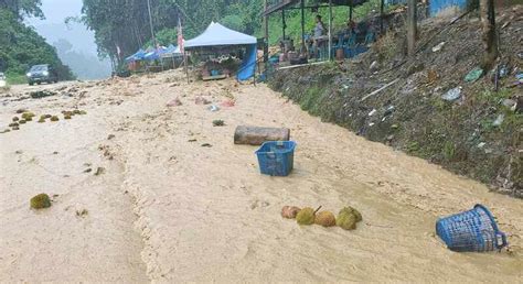 兰瑙甘榜纳布丹爆发山洪 当地交通一度受阻 亚洲时报 Asia Times