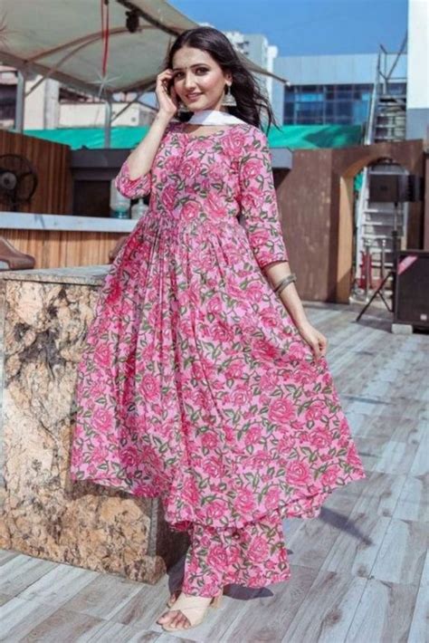 Summers Are Here And Its Time To Dazzle In Pretty Cotton Prints But