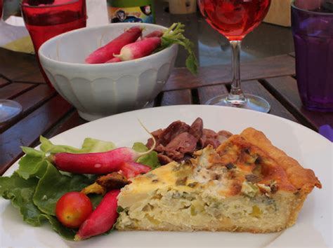 Food Lust People Love Cauliflower Leek Roquefort Tart Fridaypieday