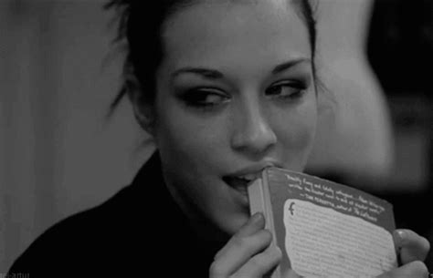 Why Does Having A Secret Affair Excite People So Much Onedio