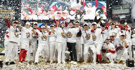 Ssg 키움 꺾고 한국시리즈 우승창단 2년 만에 통합우승