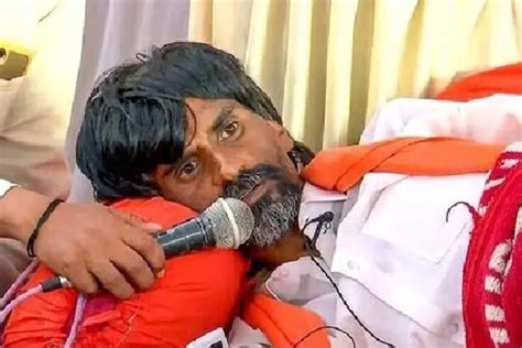 मनोज जरांगे पाटील यांच्या हेल्थबाबत मोठी अपडेट आंदोलकांची वाढली चिंता