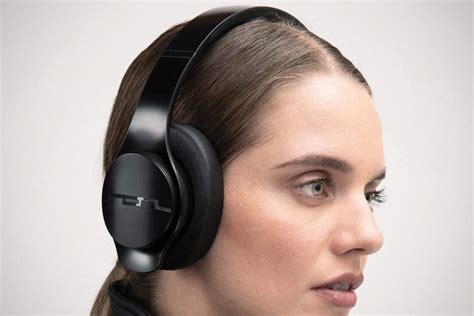 SOL REPUBLIC’s New ANC Wireless Headphones Sells For Under $200