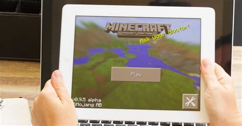 Minecraft Adds Bluetooth Mouse And Keyboard Support For Iphone And Ipad