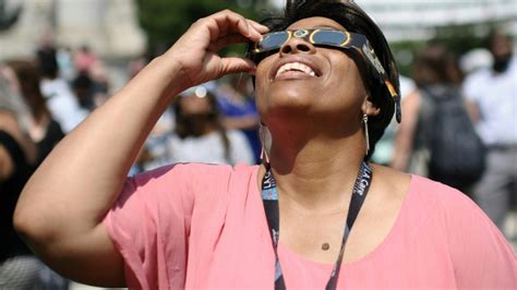 Watching The Solar Eclipse Monday Our Expert Has Advice On How To Do It Safely Spotlight