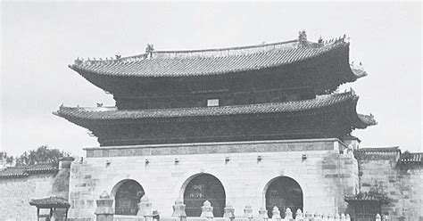 일제 훼손 광화문 월대 학술발굴조사 복원 거쳐 내년 개방