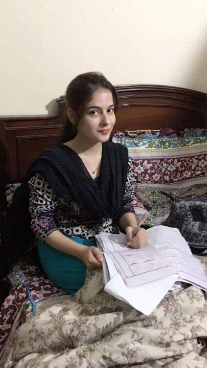 Paki Girl Showing Her Sexy Figure Desi Old Videos Hd Sd Dropmms