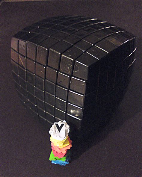 Naked V Cube My V Cube 7 In The Middle Of A Sticker Change Jutt