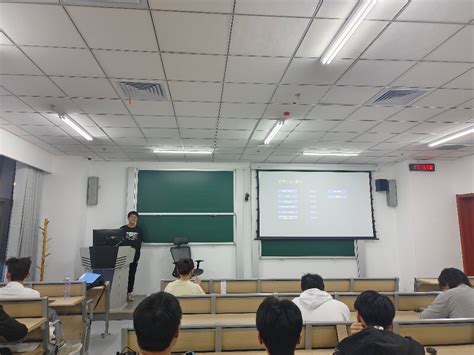 材料科学与工程学院举办考研经验交流分享会