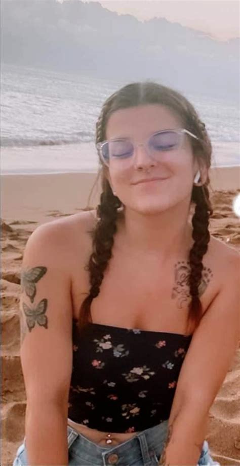 Hailey Nieto Age 18