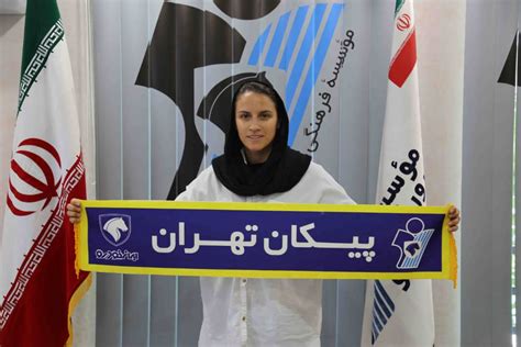 نیلوفر اردلان با تیم فوتسال پیکان تمدید کرد طرفداری