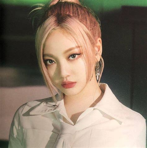 Scans Of Aespas Second Mini Album Girls Digipack Version From