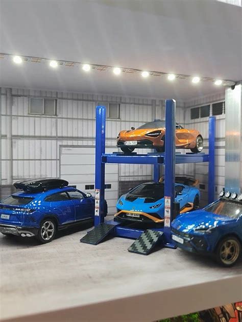 1 64 Handmade Custom Car Elevator Car Lift Car Jack Diorama For