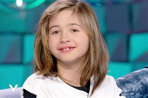 Carmen Russo Balla La Sigla Di Mare Fuori Con Enzo Paolo Turchi