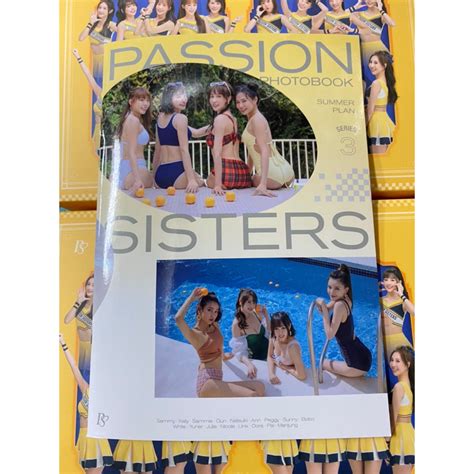 🔥現貨🔥 2023 中信兄弟 Passion Sisters 啦啦隊 泳裝寫真書 峮峮 君白 短今 希希 畇二 妮可 蝦皮購物