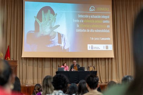 Profesionales De Lanzarote Reciben Formación En Casos De Violencia