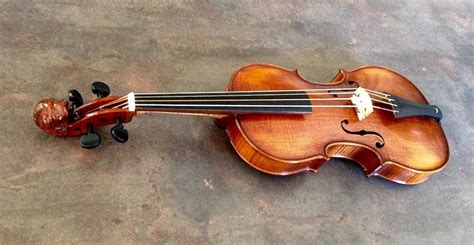 A Guide To The 8 Different Types Of Violin