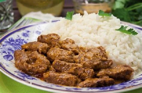 Бефстроганов со сливками и горчицей