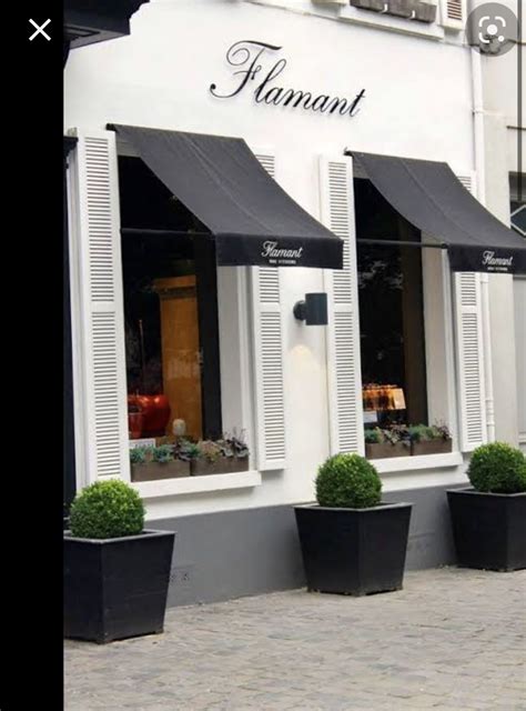 Salon Interiors Limoz Logli Unveils Glamorous New Look Artofit