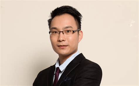广东省中医院陈博来团队经皮全内镜单侧入路双侧减压技术治疗胸椎黄韧带骨化症合并脊髓压迫 AME作者面对面 脊柱