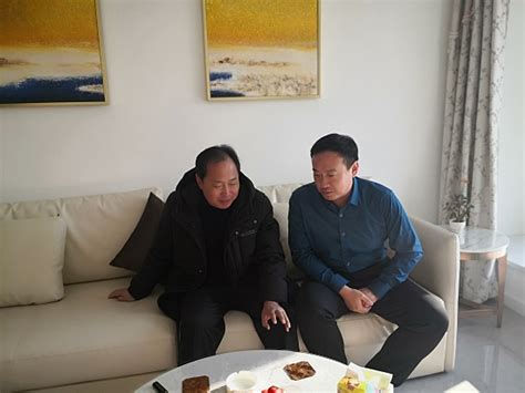 通辽市科协走访慰问科技工作者代表 图片新闻 通辽市科学技术协会