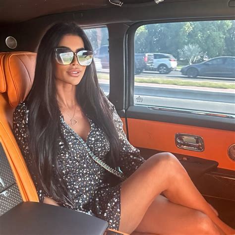 Eva Zuk The Radiant Intellect Behind A Billion Dollar Smile Thecinetalk