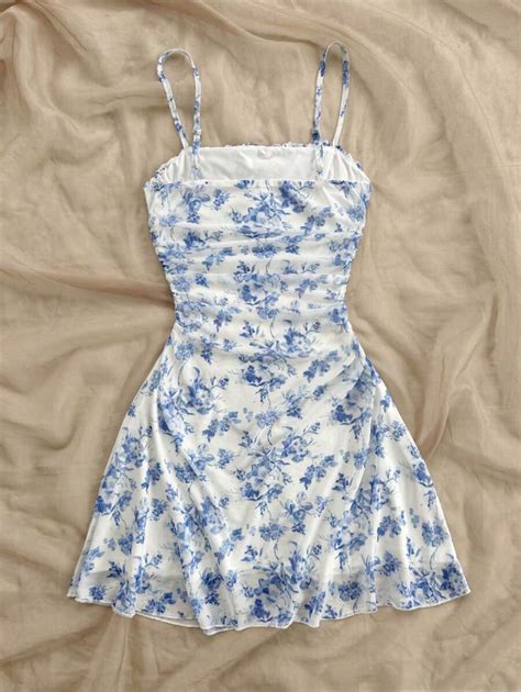 Soleia Womens Blue And White Floral Mesh Halterneck Summer Vacation