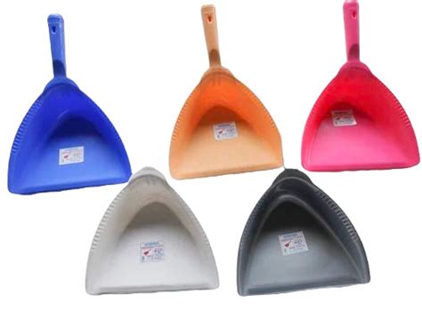 Plastic Dust Pan At Best Price In Ahmedabad Gujarat Veer Enterprise