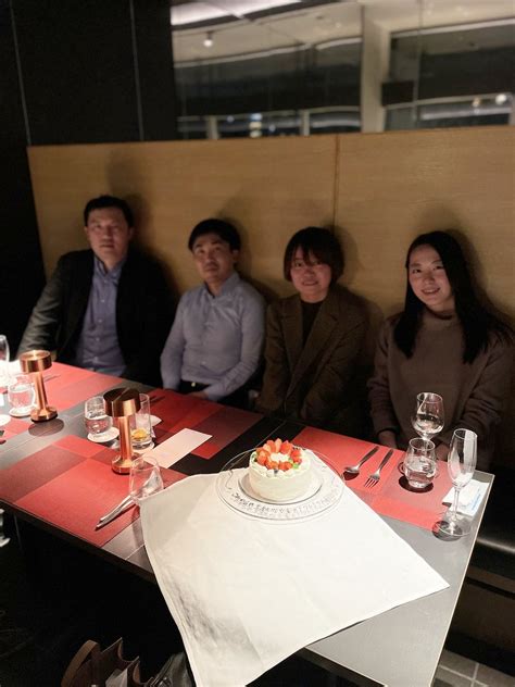 両国将棋センター On Twitter また、その夜、新たに報知新聞社の将棋担当記者となられた瀬戸花音さんの激励会を菅井八段、室谷女流三段